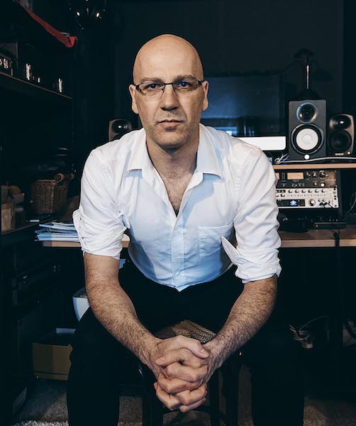 LAYING IT DOWN E’ L’ESORDIO DI CLAUDIO CORONA
