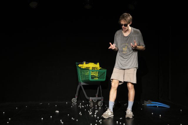 TEATROLTRE A SAN COSTANZO VENERDÌ 17 FEBBRAIO APOCALISSE TASCABILE DI ...